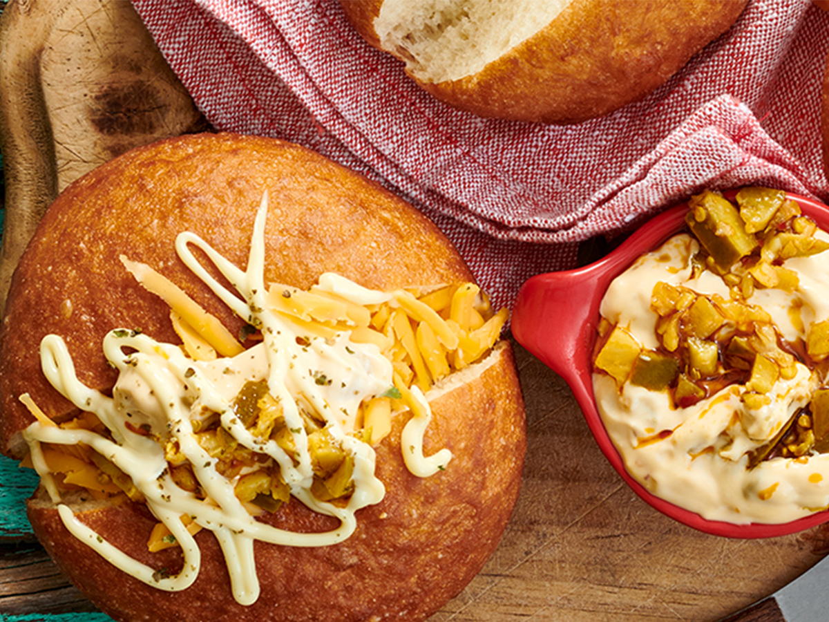 Phili’s Cheese and Mango Mayo Atchar Vetkoek - RCL FOODS